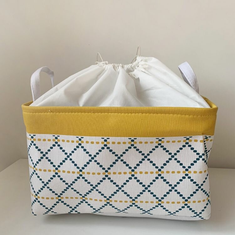 Корзина для вещей, белья, мелочей сканди, желтая 40х30х25 см. с крышкой (балдахин на шнурке).