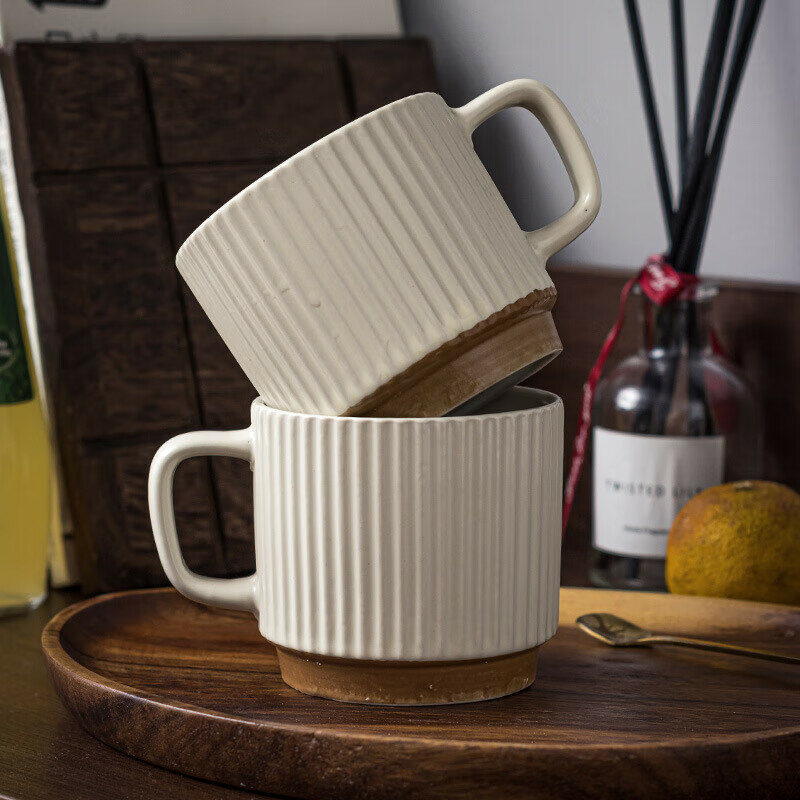 PINYU Mug, Coffee Cup, Ceramic Cup, Aesthetically Pleasing Water Cup, Large Capacity Brewing Cup for Home Use, Vertical Striped Retro White