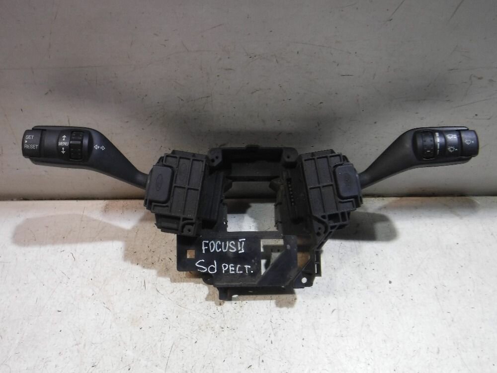 Подрулевой переключатель Ford Focus II