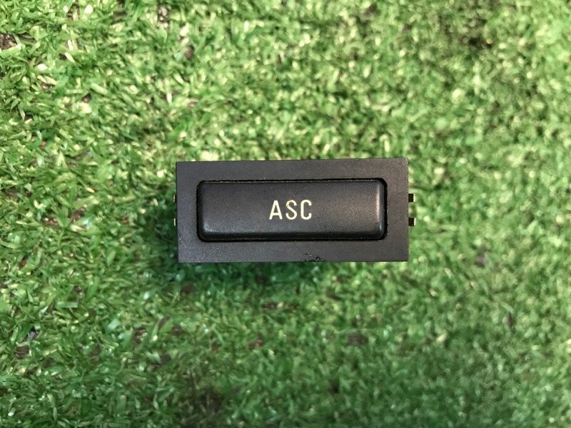 Кнопка антипробуксовочной системы BMW 5 E39 2.0 M52 (2000CC / 110KW) (б/у) 61318363694