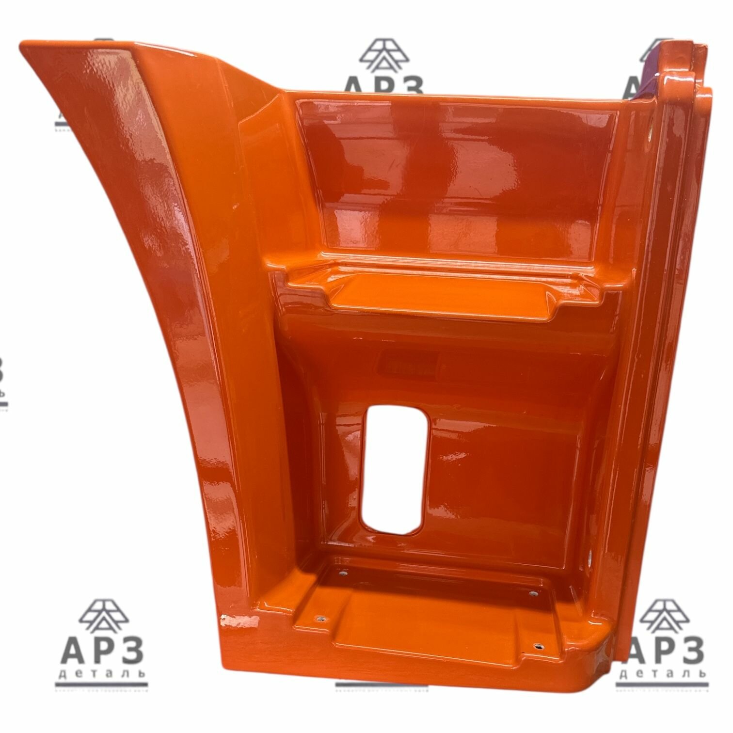 Щиток подножки правый (оранжевый) (альтернатива)
