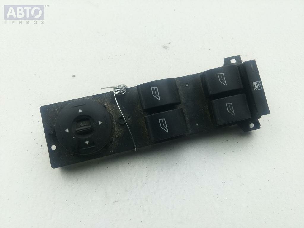 Блок кнопок управления стеклоподъемниками Ford Focus 2 (2004-2010)