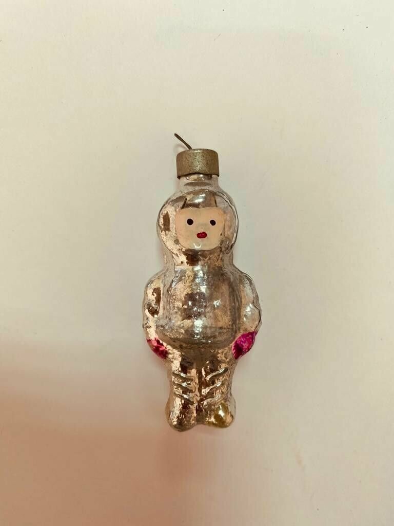Игрушка на елку Космонавт редкий
