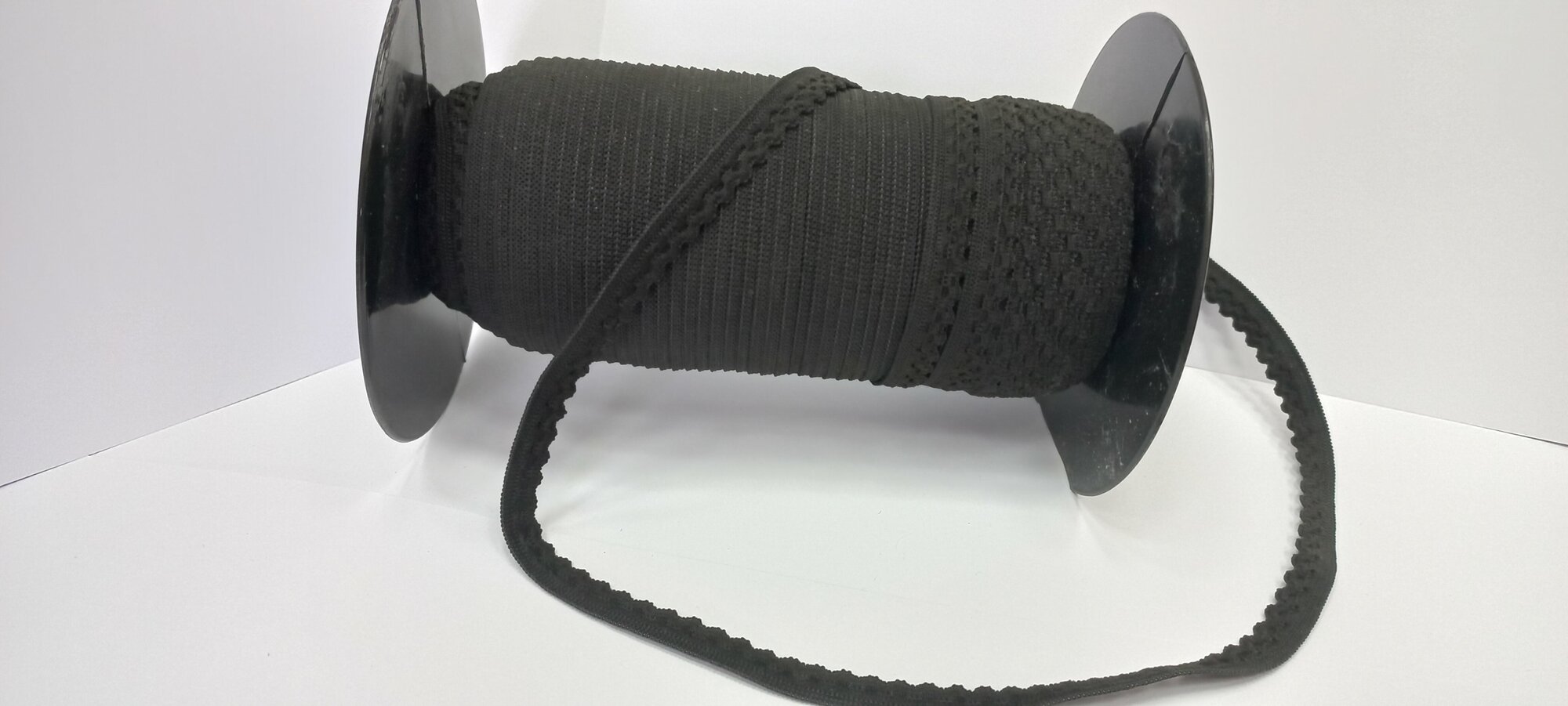 Резинка ажурная Raccoonya 10 мм (нам. 10м) цвет черный. Резинка бельевая ажурная. Резинка декоративная