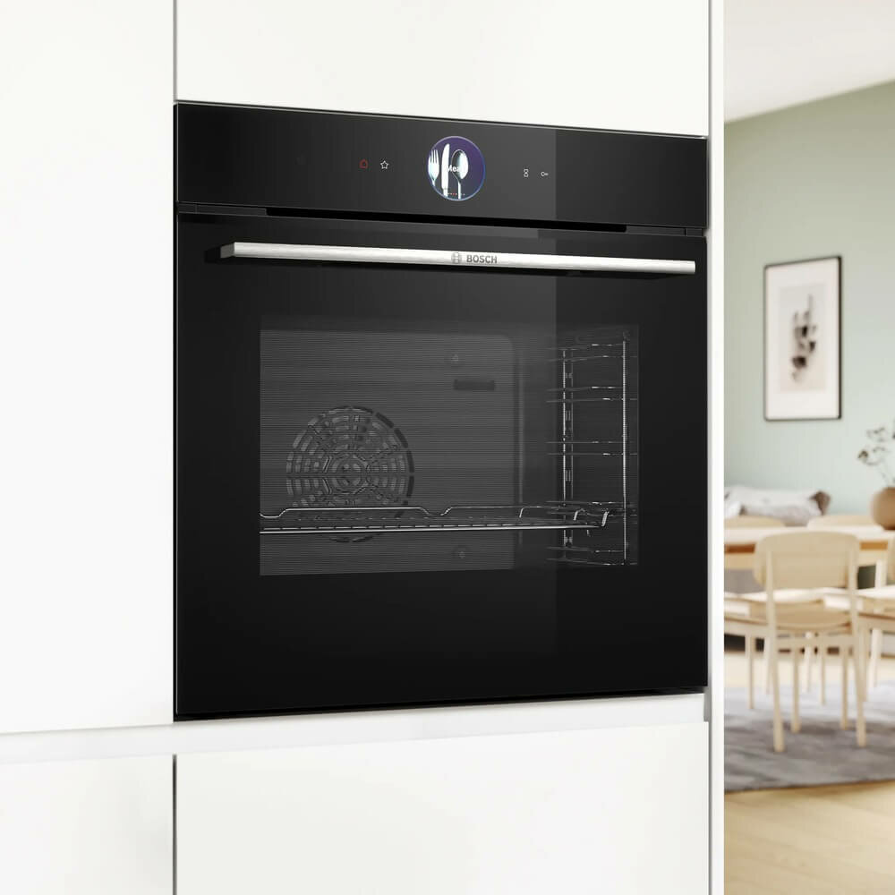 Духовой шкаф Bosch Serie 8 HBG7363B1, каталитическая очистка, электрический гриль, 71 л