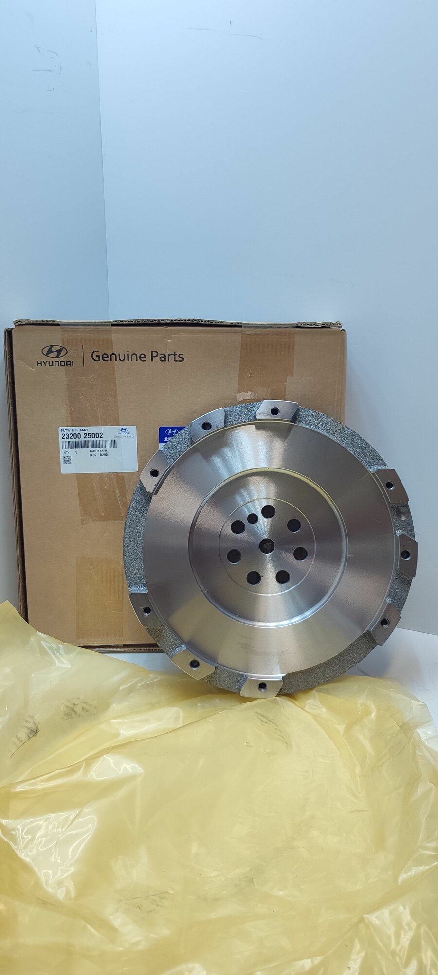 Маховик 2320025002 Hyundai-KIA
