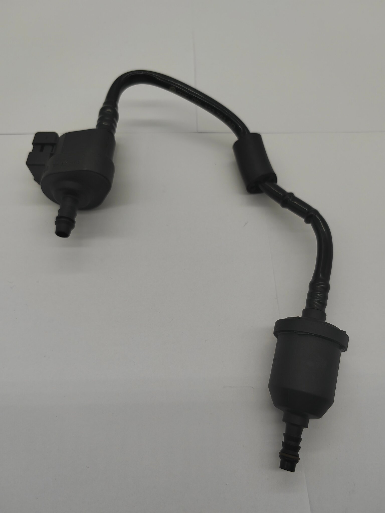 VAG Клапан адсорбера VAG арт. 06l133781ad