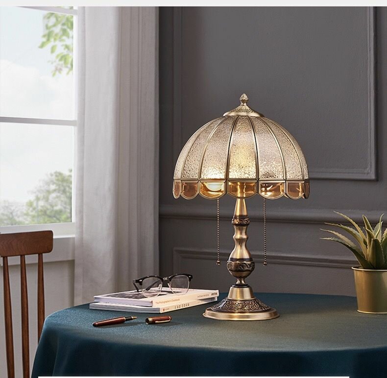 Прикроватная лампа, ретро-стиль, декоративная настольная лампа с абажуром, подходит для гостиной и спальни