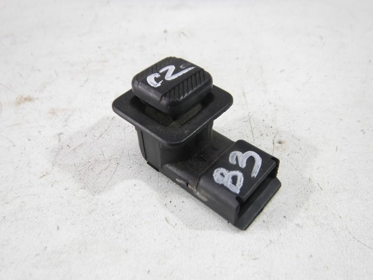 Блок управления зеркалами Volkswagen Passat B3 (1988—1993) 357959565