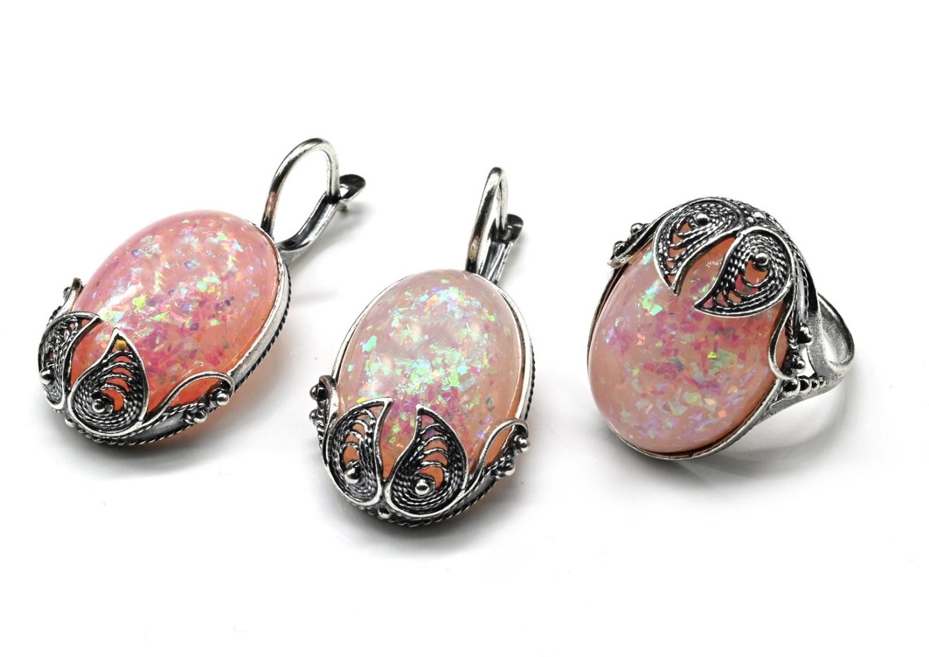 Комплект бижутерии: кольцо, серьги, опал