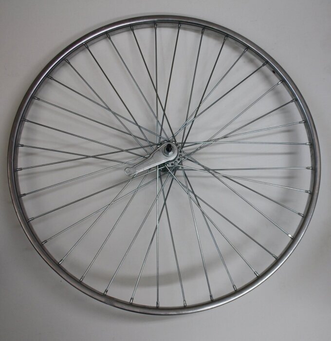 Колесо 28 заднее хром. обод на 305 втулке