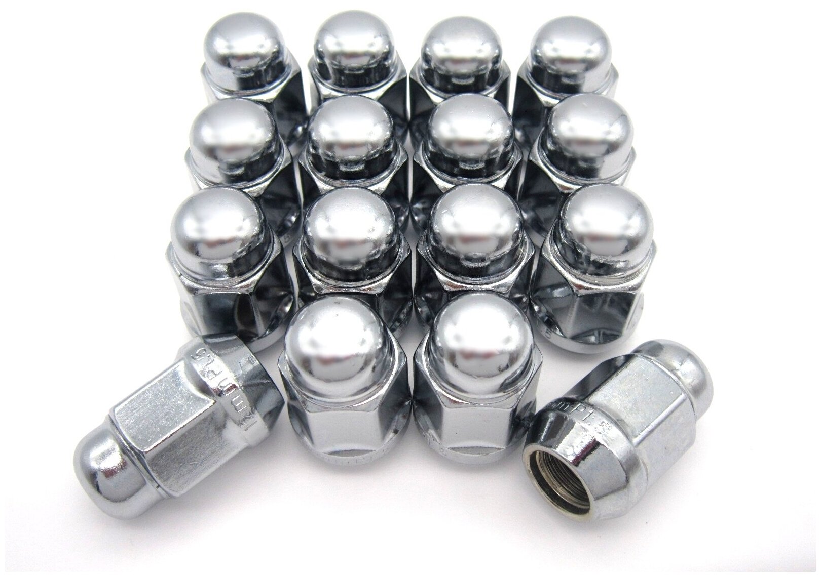 Гайки колесные М12Х1,5 под ключ 19 мм высота 35 мм конус с выступом закрытые 16 шт.