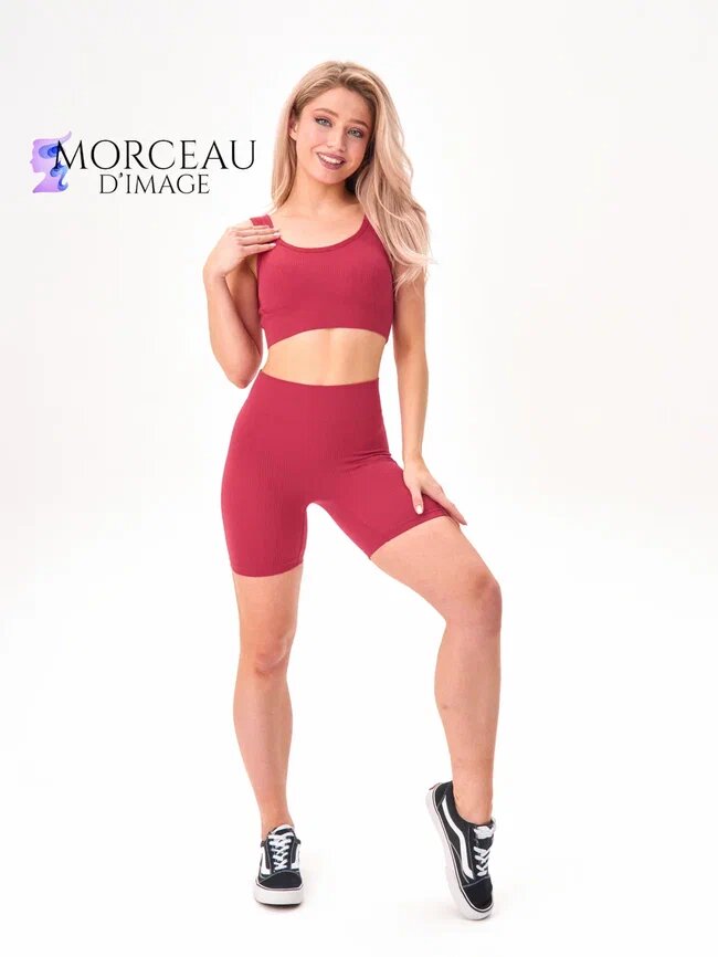 Костюм спортивный