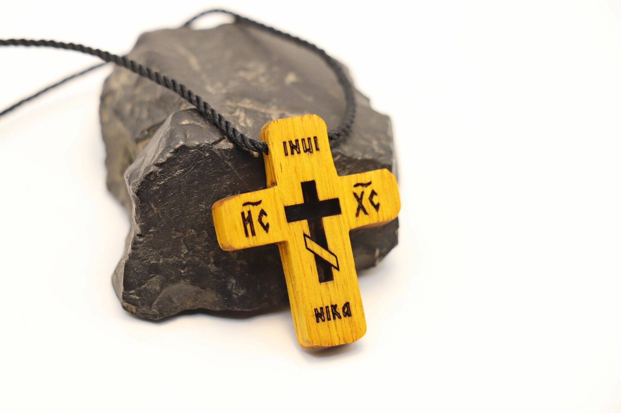 Крестик православный желтый граб