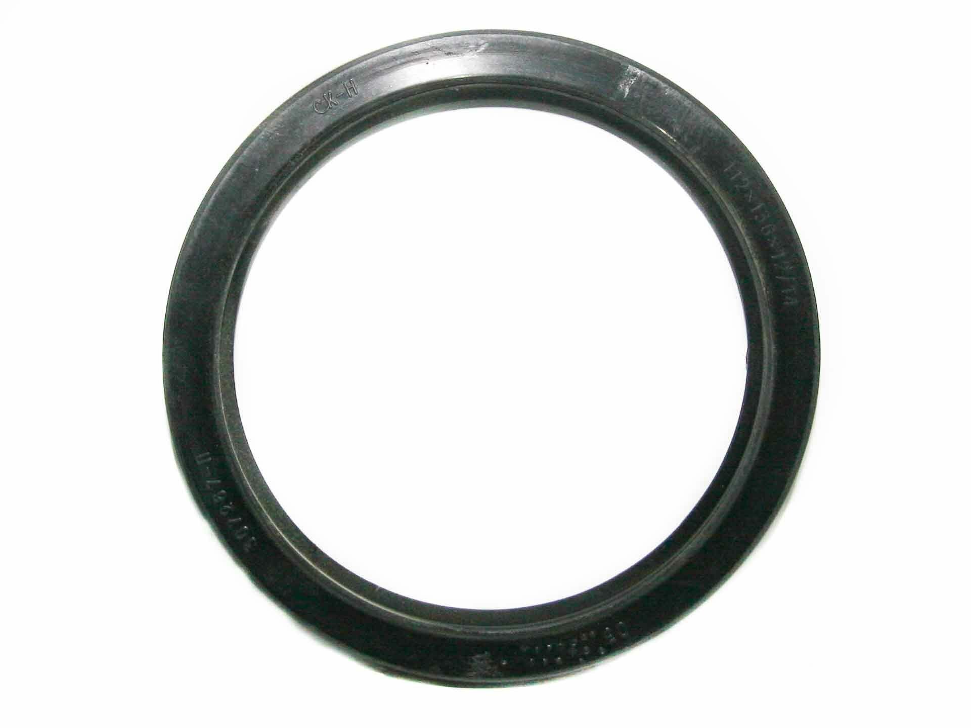 Сальник ступицы к а/м ПАЗ ЗИЛ передней 112*136 г. Чайковский 307267-П/11-3/