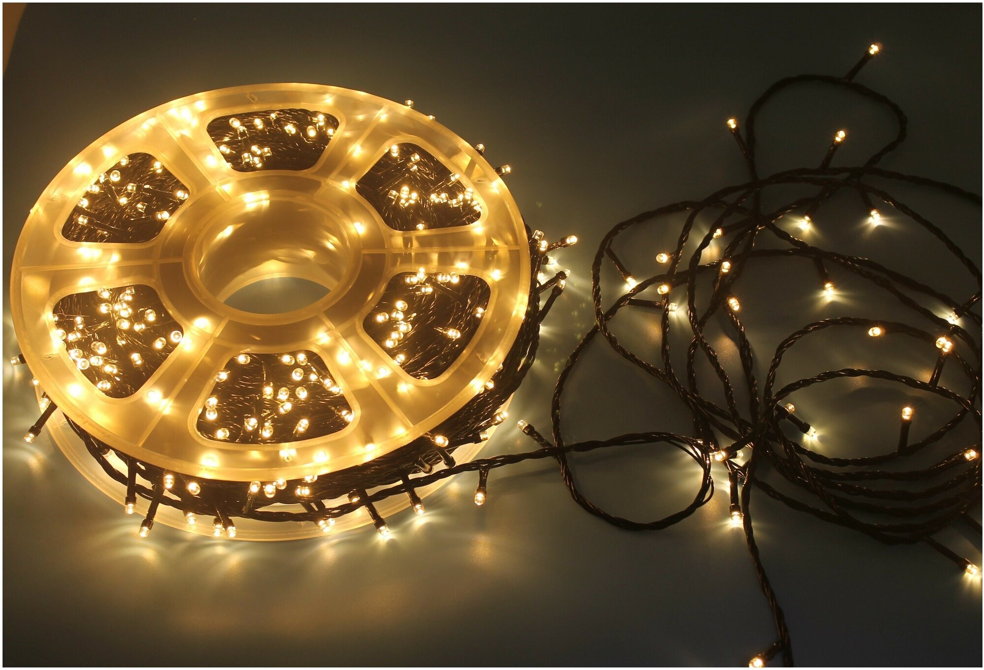 Гирлянда Новогодняя уличная Нить Светодиодная, 50м, питание От сети 220В / Гирлянда новогодняя / Новый год / желтый