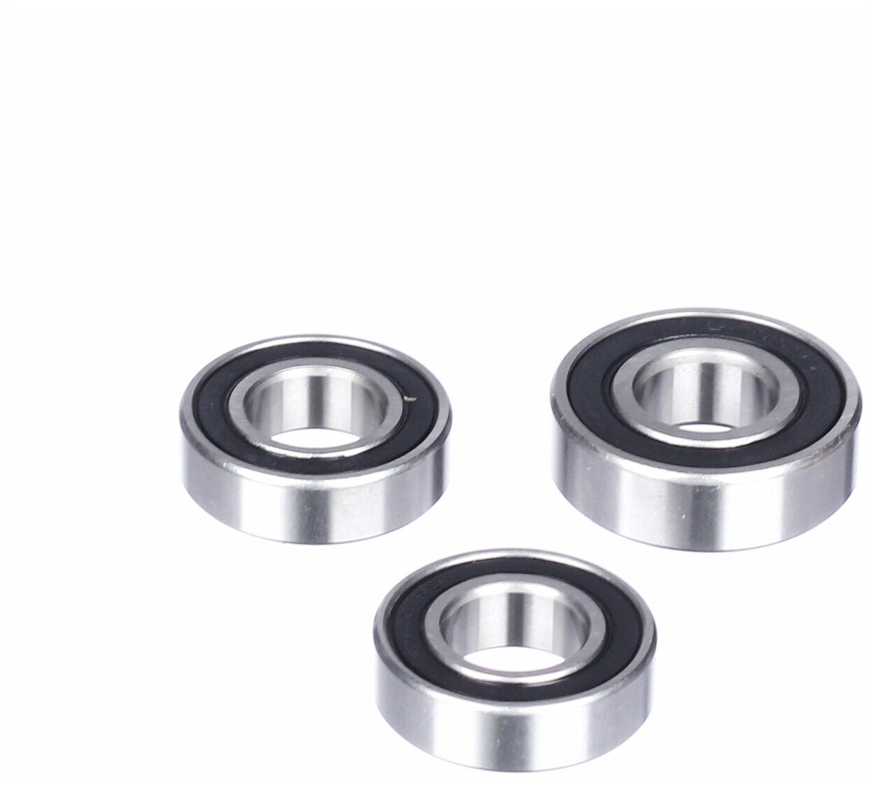 Комплект подшипников и сальников заднего колеса CHAKIN CH25-1345