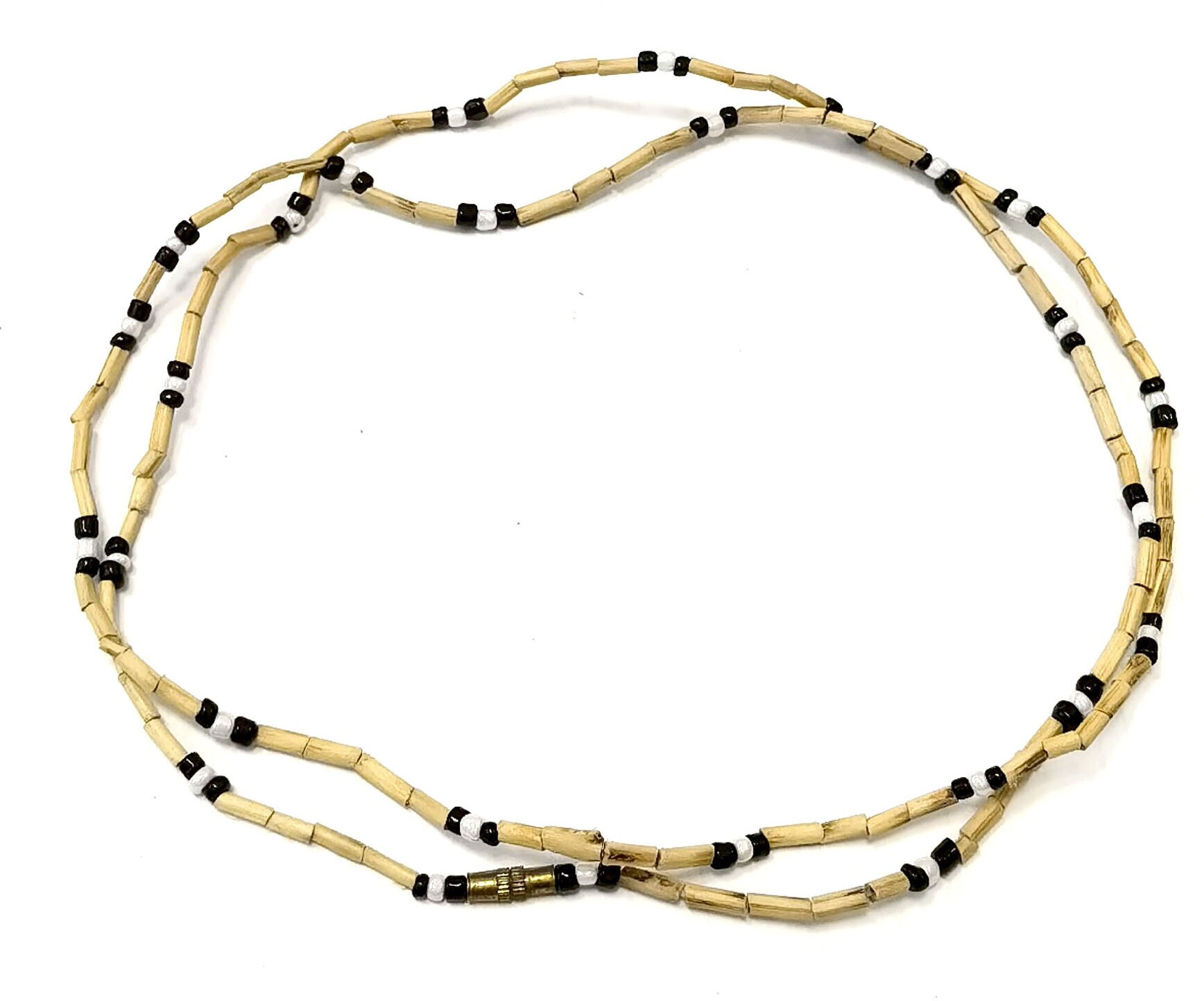 Кантхималы двухрядные из дерева туласи, 3 бусины - с Черным и Белым бисером (длина нити 77-80 см.), 1 шт.