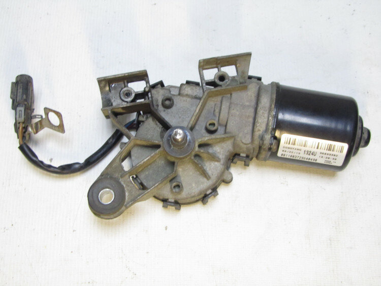 Мотор стеклоочистителя Шевроле Круз 96893302 96893304 - в 1 отверстии крепления НЕТ резьбы