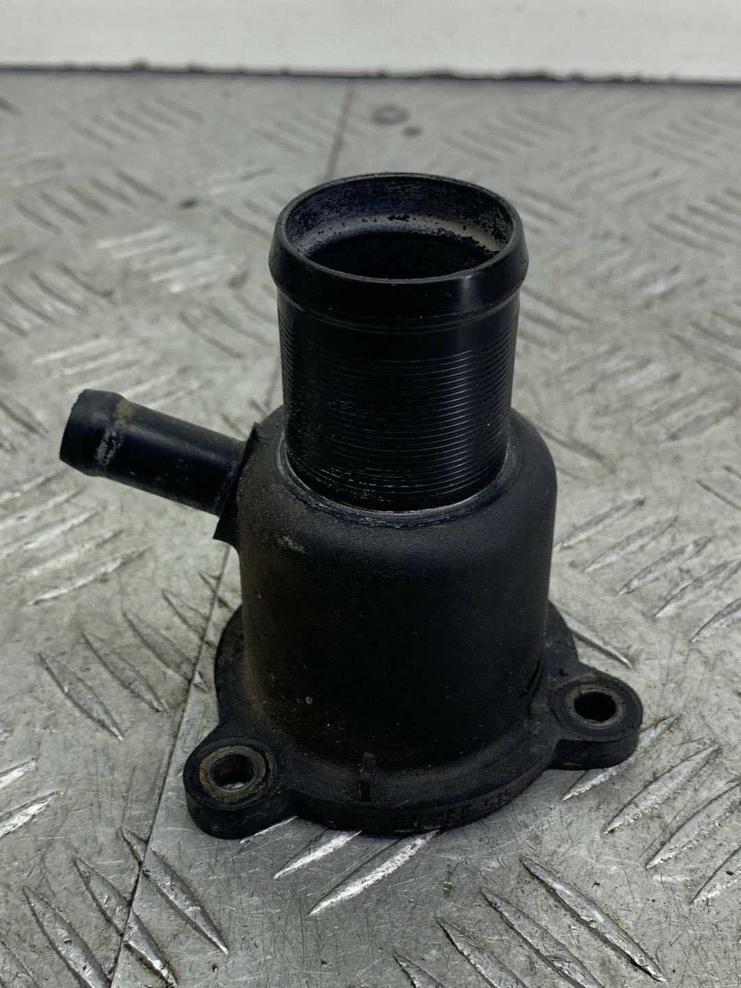 Корпус термостата Renault Megane рест. (1999 - 2003) 8200155515