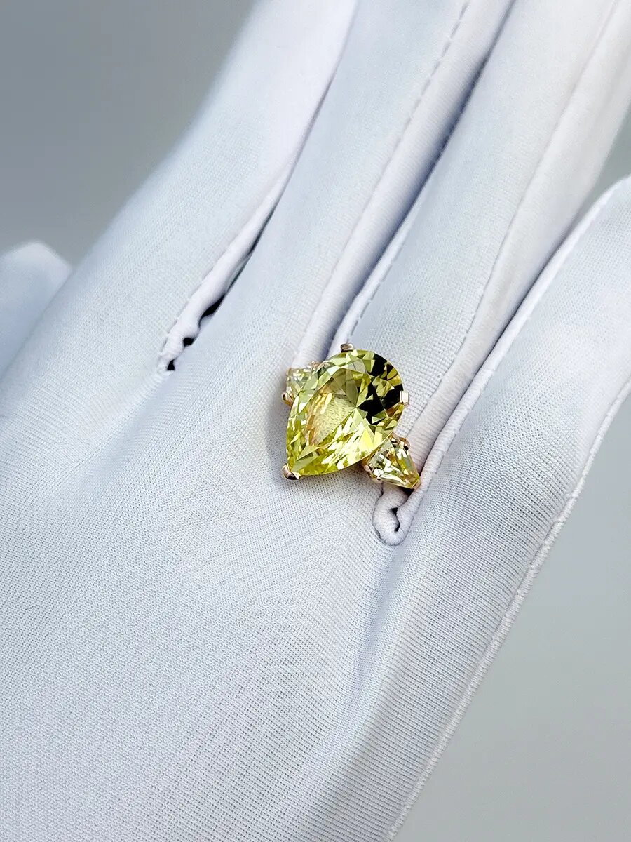 Кольцо, красное золото, 375 проба, сапфир синтетический