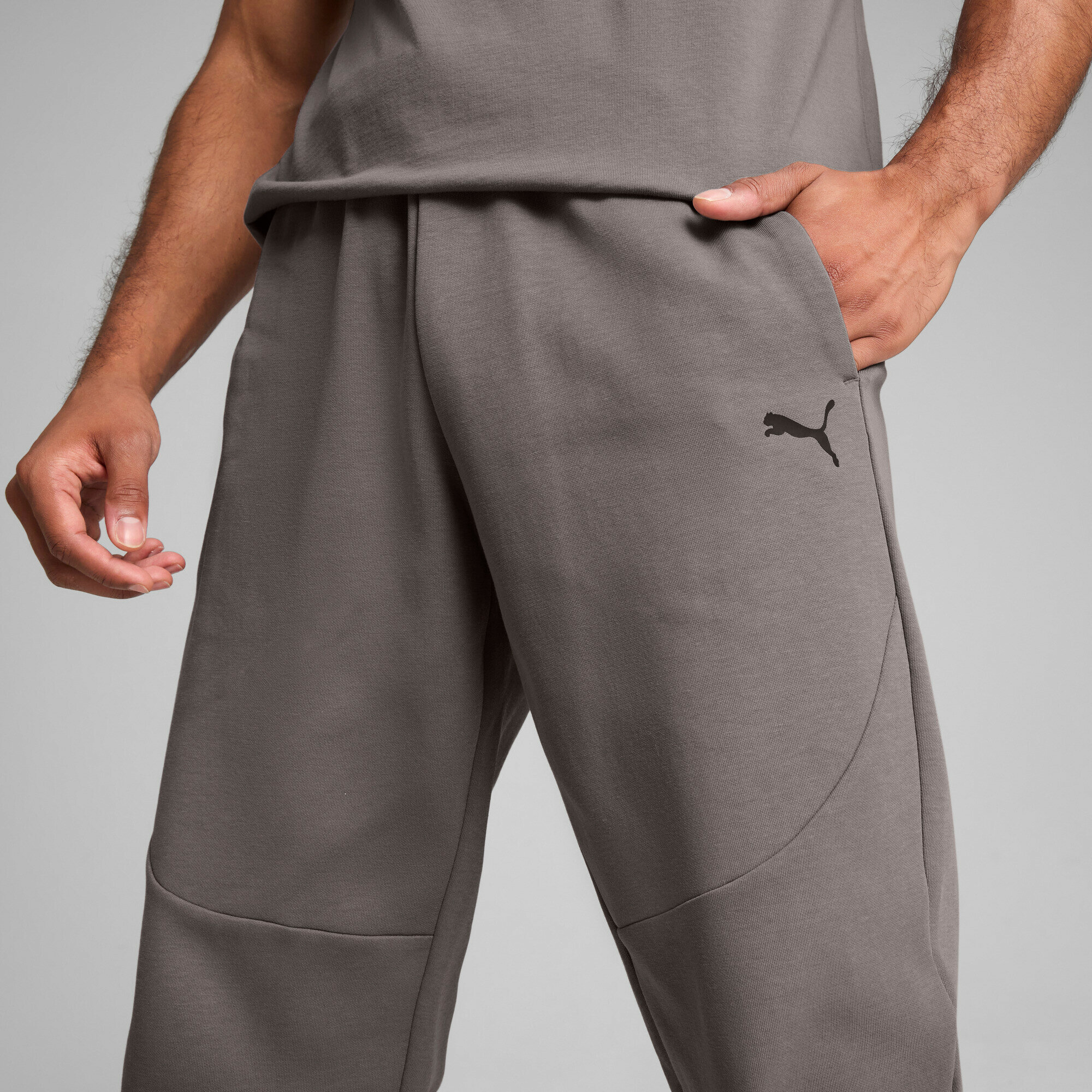 Брюки PUMA PUMATECH Pants, размер L, серый — фото 1