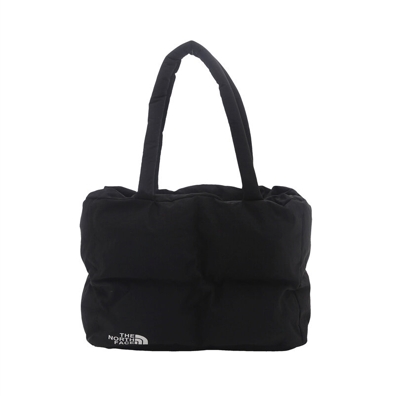 Сумка-шоппер The North Face в форме заварного пирожного.
