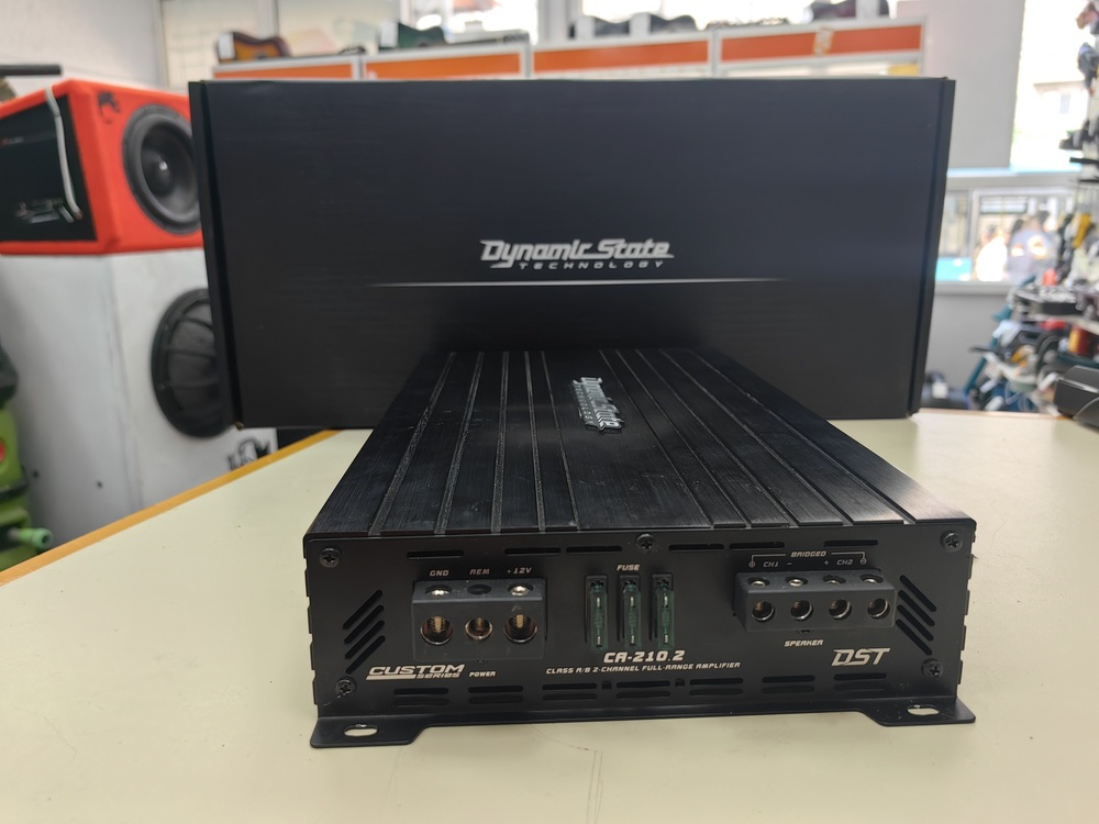 Усилитель 2хканальный Dynamic State CA-210.2 б\у