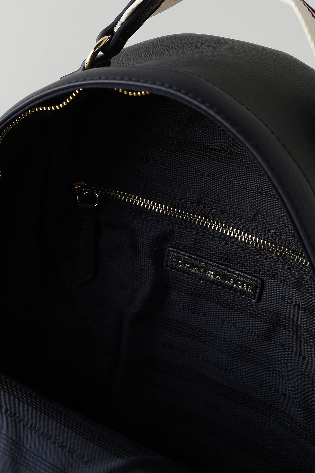 Рюкзак TOMMY HILFIGER, темно-синий — фото 1