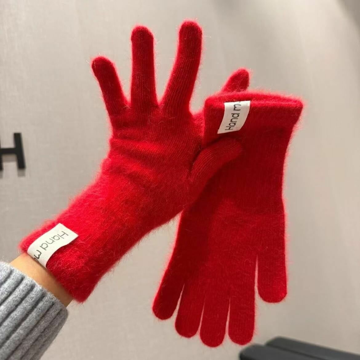 Gloves YGGO