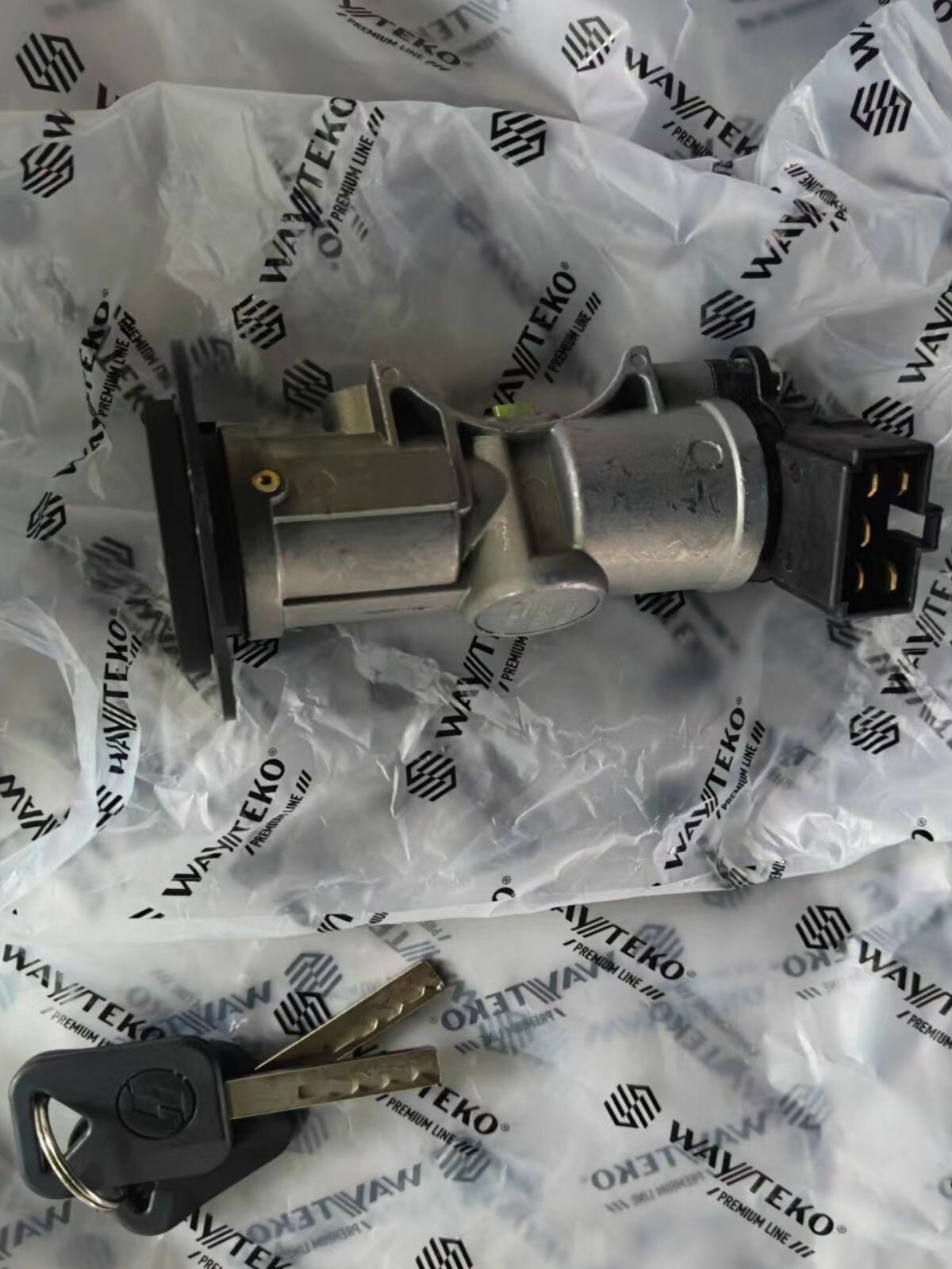 Замок зажигания SHACMAN X3000 качество WAYTEKO PREMIUM Арт. DZ96189460553