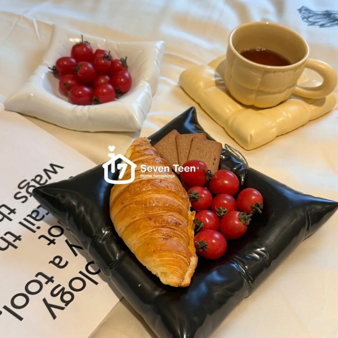Креативная обеденная тарелка в форме подушки,21*21*5cm