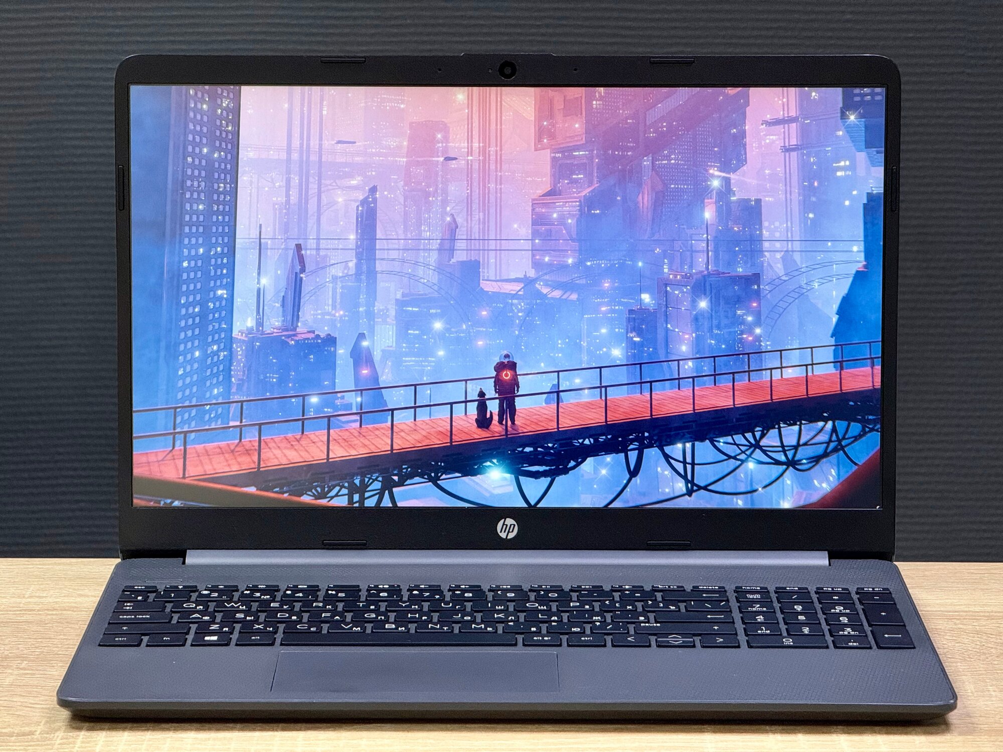 Ноутбук HP 15s-eq1129ur\15.6" Full HD\AMD 3020e\8 ГБ DDR4\SSD NVMe M.2 256 ГБ\Windows 10 + Office
