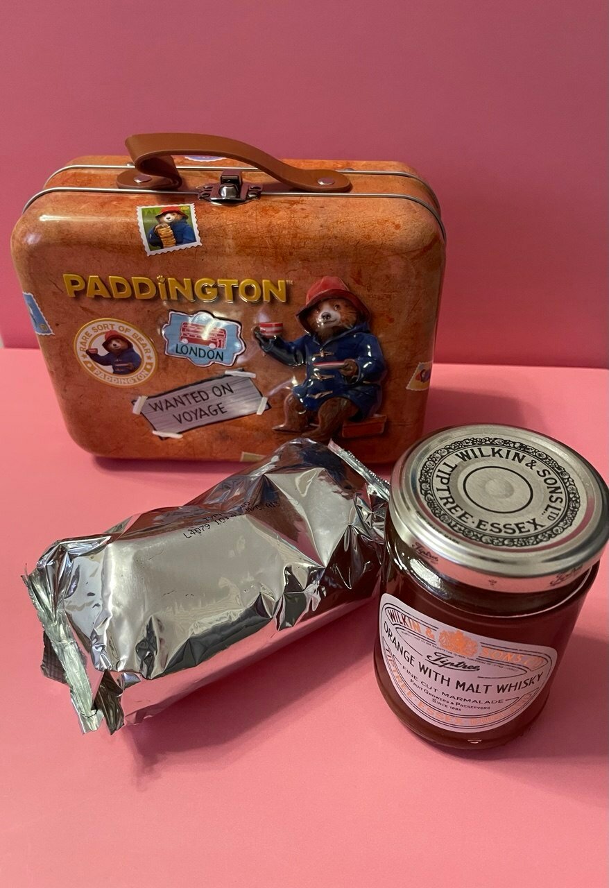 Paddington Подарочный набор с угощениями (чай + Tiptree джем orange with malt whisky)