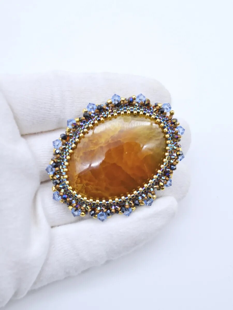 Брошь, кристаллы Swarovski, кристалл