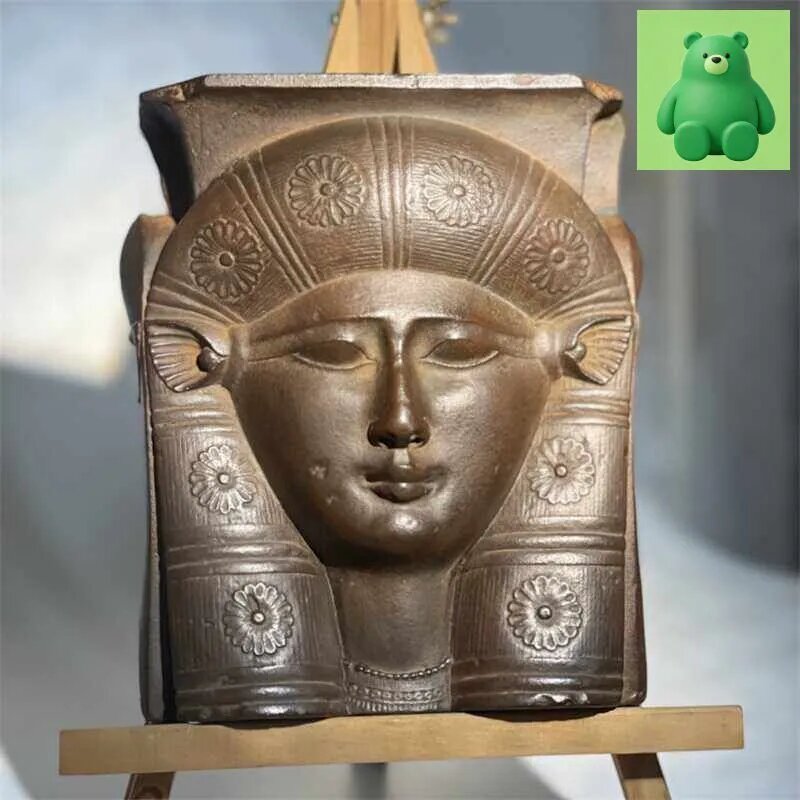 Реплика украшения на лице древнеегипетской богини Хатхор, 19*17*2 см.