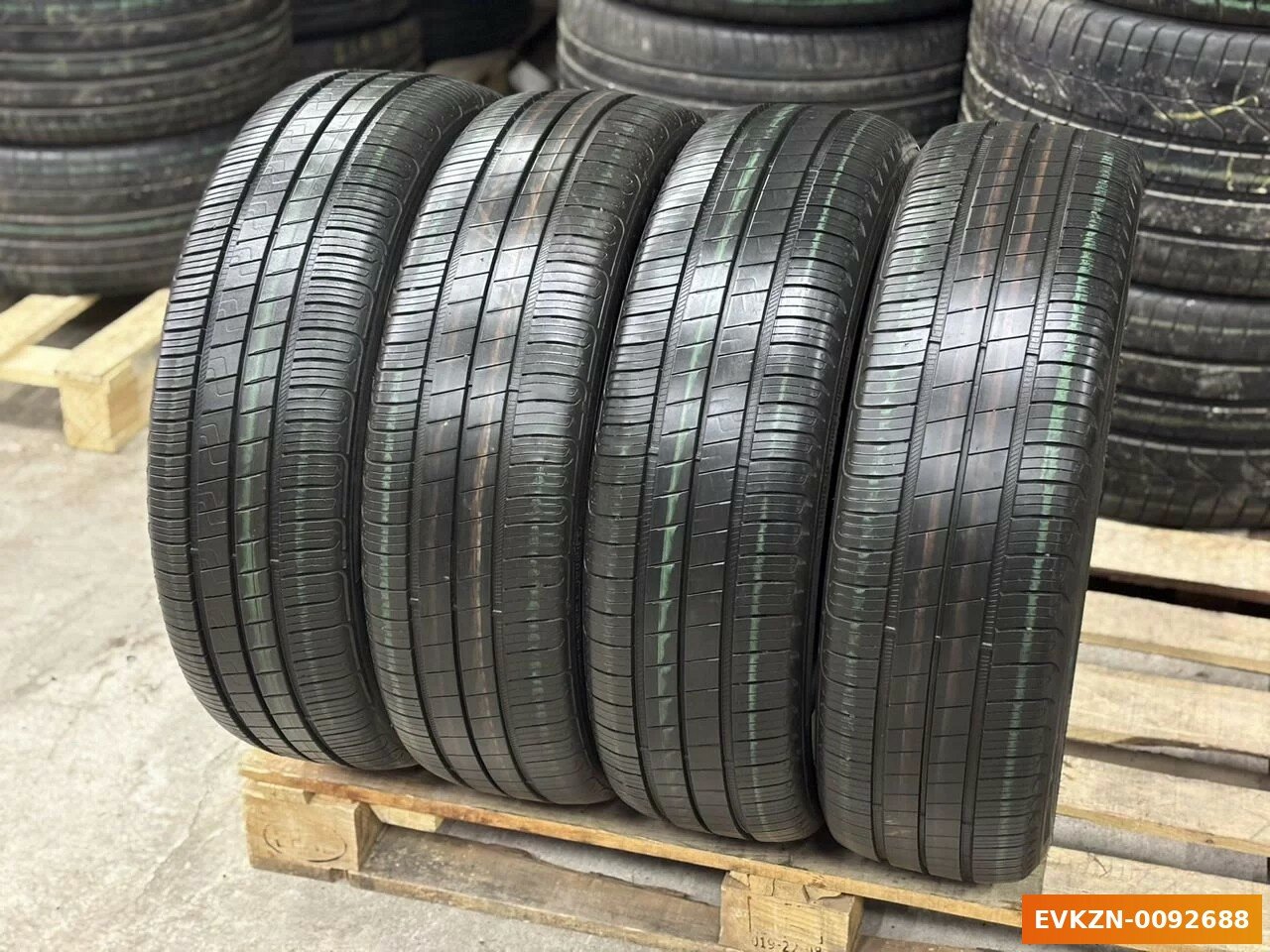 Комплект (4 шт) летних БУ шин Goodyear EfficientGrip Performance 195/55 R20 15% износ 7223268765
