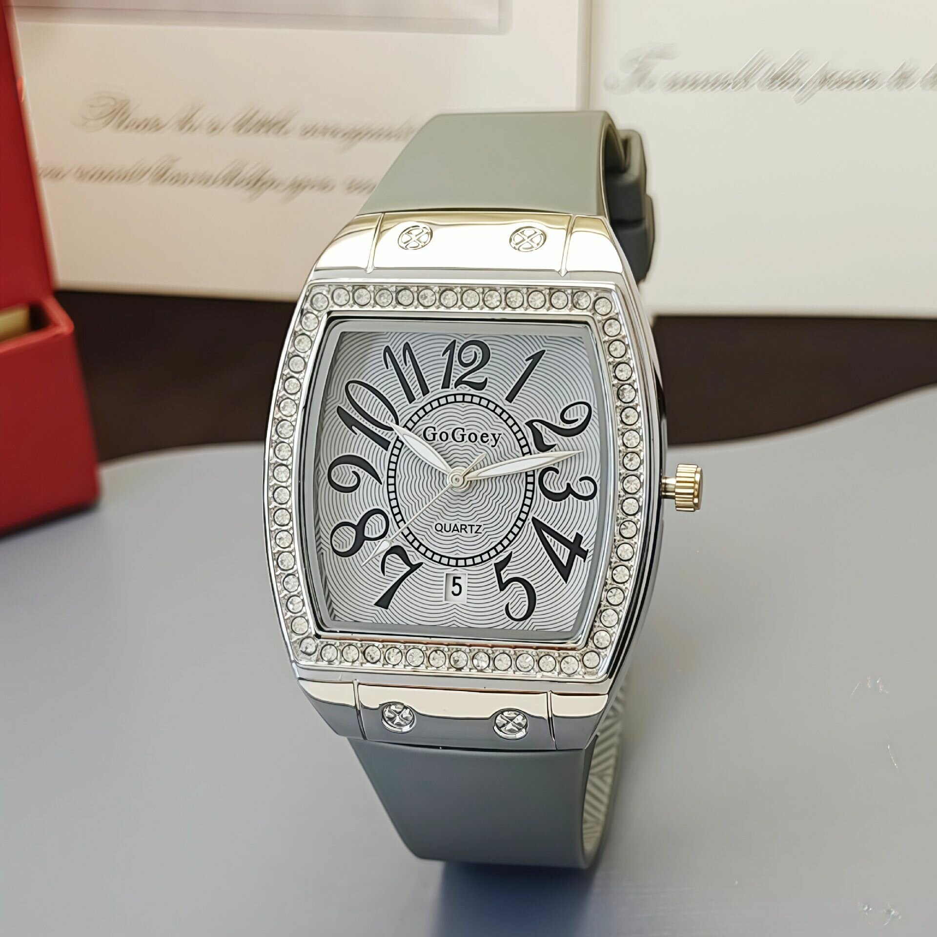 Наручные часы