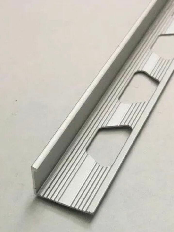 Профиль для плитки L-образный Алюминиевый, наружный уголок 2700мм