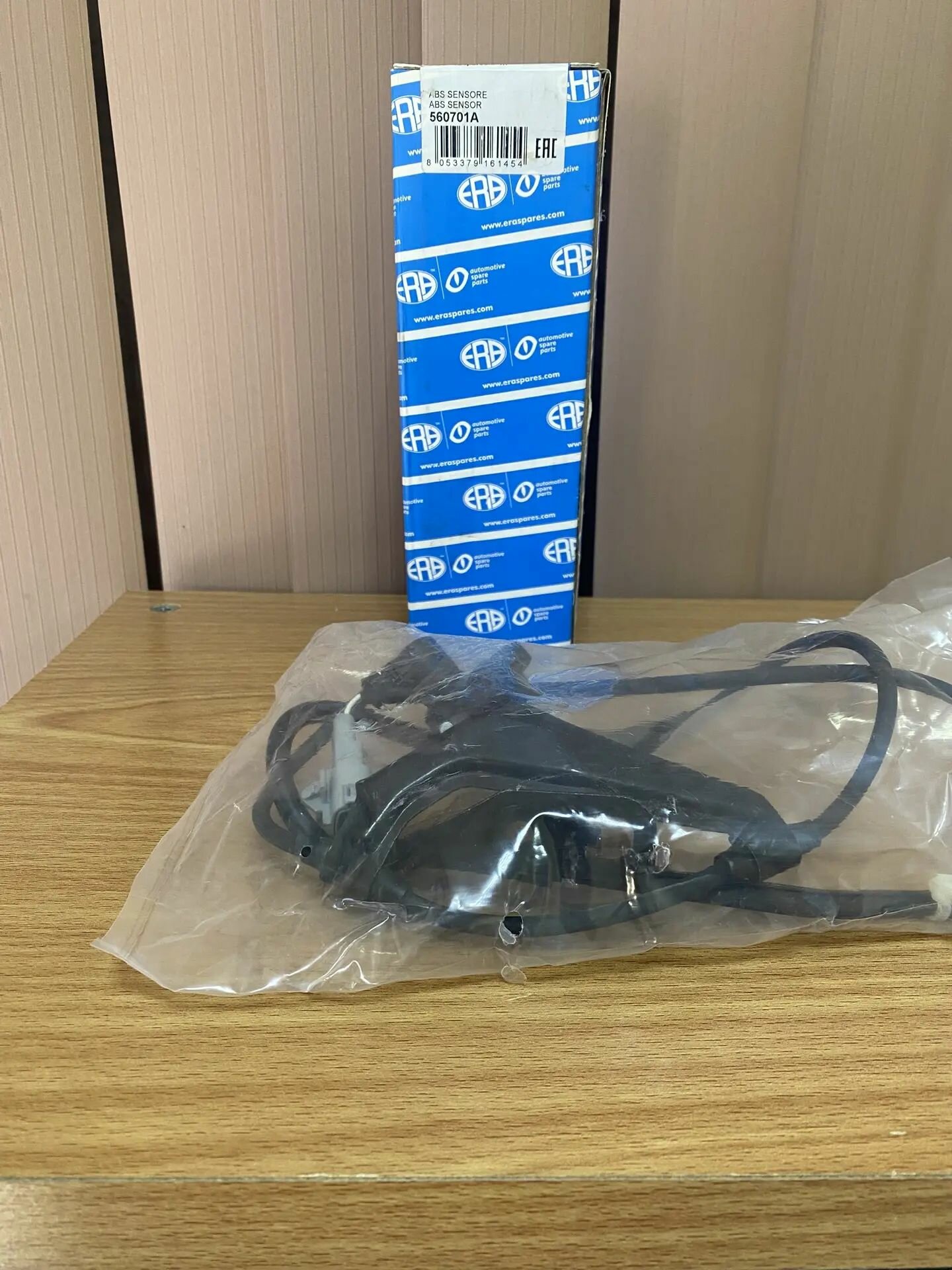 Датчик, частота вращения колеса toyota rav iv 06-> пер лев ERA 560701
