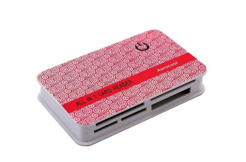 Карт-ридер внешний Aerocool AT-932A 4710700958599 (свыше 32Gb)SD/MMC/M2/MS/MS Pro/T-F/M2 All in 1