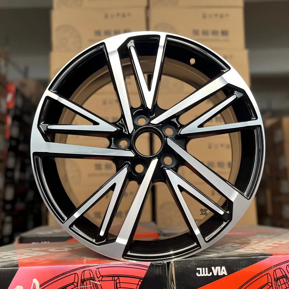 FADI 18-дюймовые и 19-дюймовые легкосплавные диски, совместимые с Toyota Camry, RAV4 и Crown Reiz, подходят для оригинальной замены. Колесный диск Штампованный 19x8" PCD5х114.3 ET50 D60.1