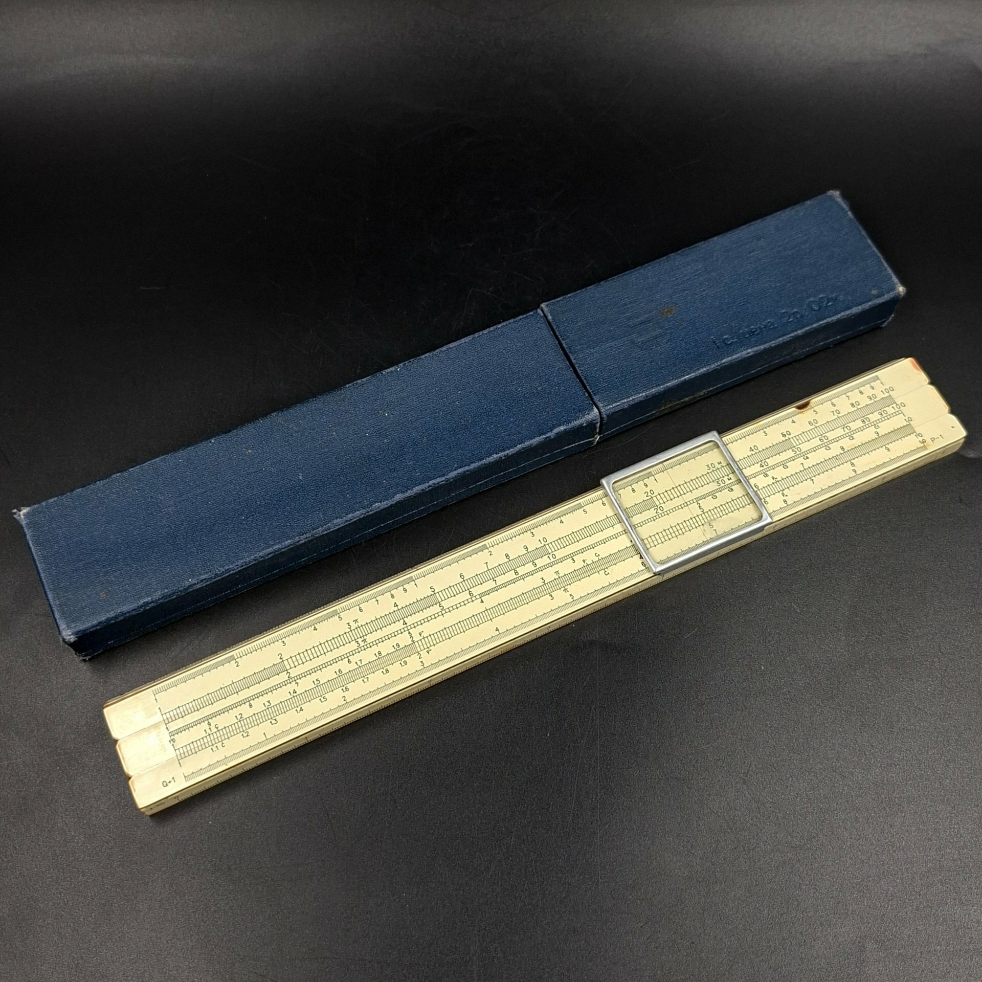 Линейка логарифмическая, в кофре, дерево, пластик, металл