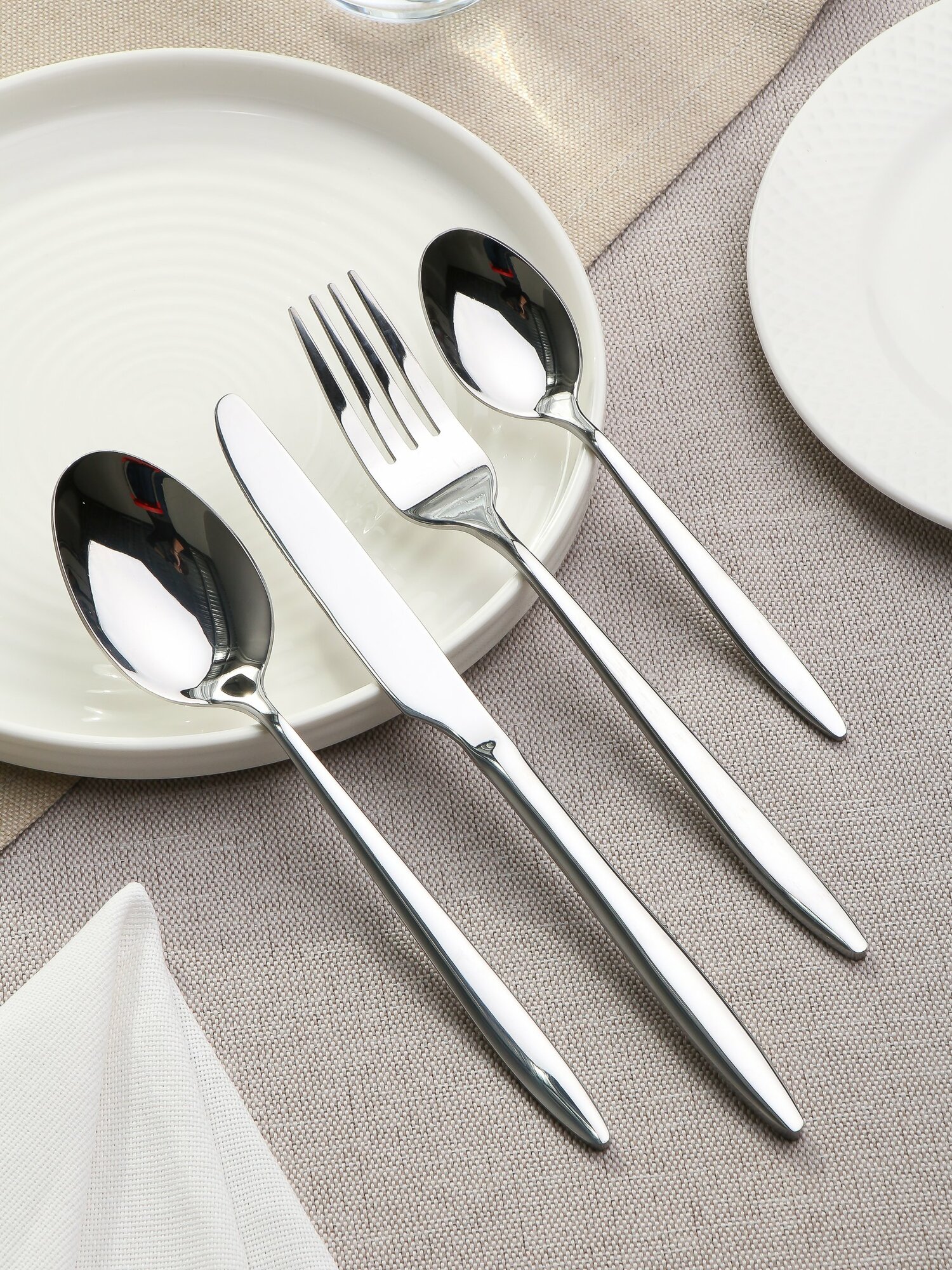 Набор столовых приборов 24 предмета из нержавеющей стали, серебристый, для 6 персон в подарочной упаковке, модель B020146