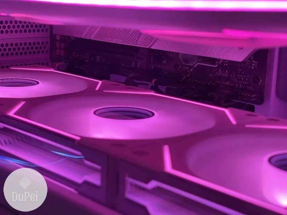 NZXT USB-концентратор, расширитель USB 2.0 на 4 порта, черный, для подключения устройств к компьютеру — фото 1