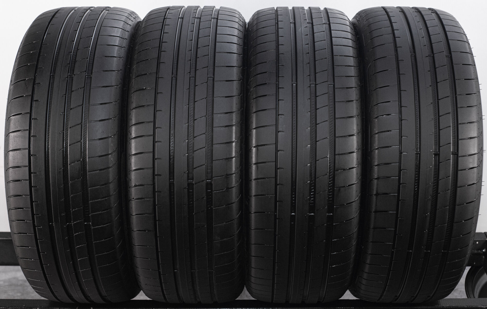 Goodyear Eagle F1 Asymmetric 3 SUV 245/45 R20 99V