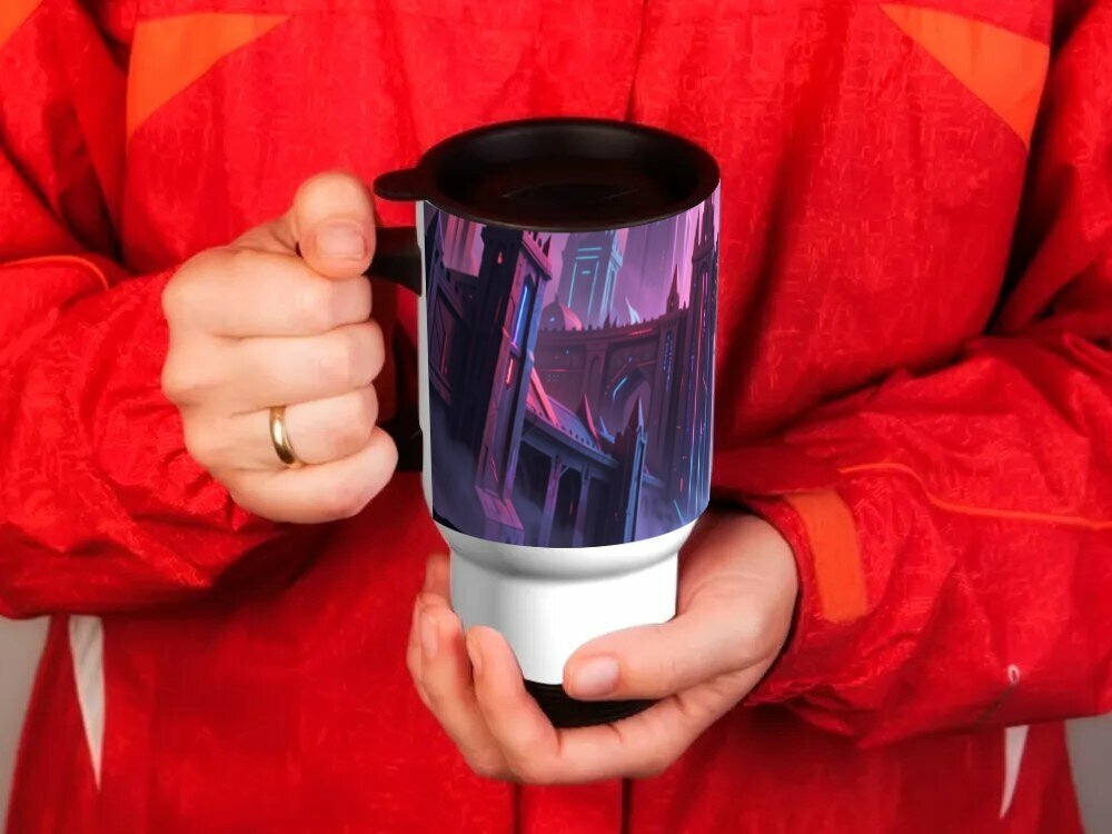 Тремокружка для авто с принтом "Футуристический замок с порталом. Мрачный неоновый мегаполис с высокими шпилями, сияющими арками и световым проходом в центре. Фэнтези-стиль." 0.5 л.