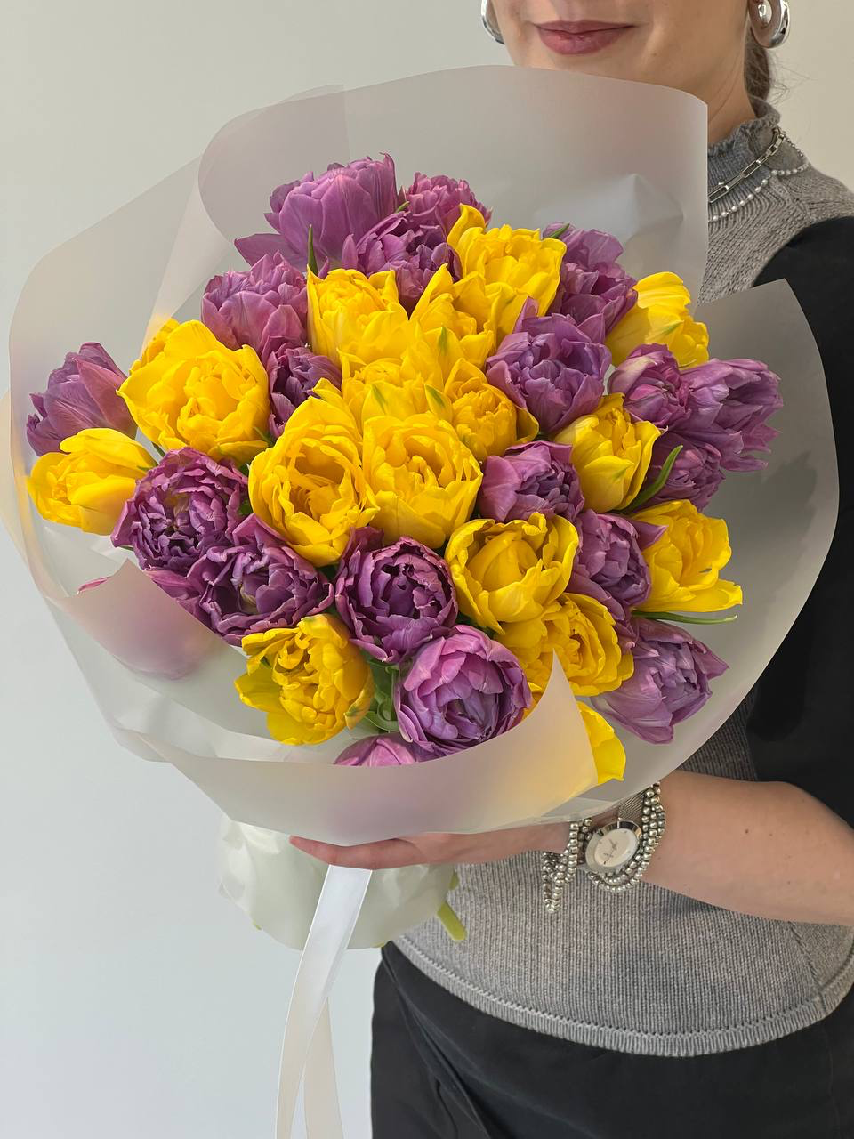 "Солнечный ультрафиолет": 35 пионовидных тюльпанов из Сочи. Яркий дуэт, который запомнят