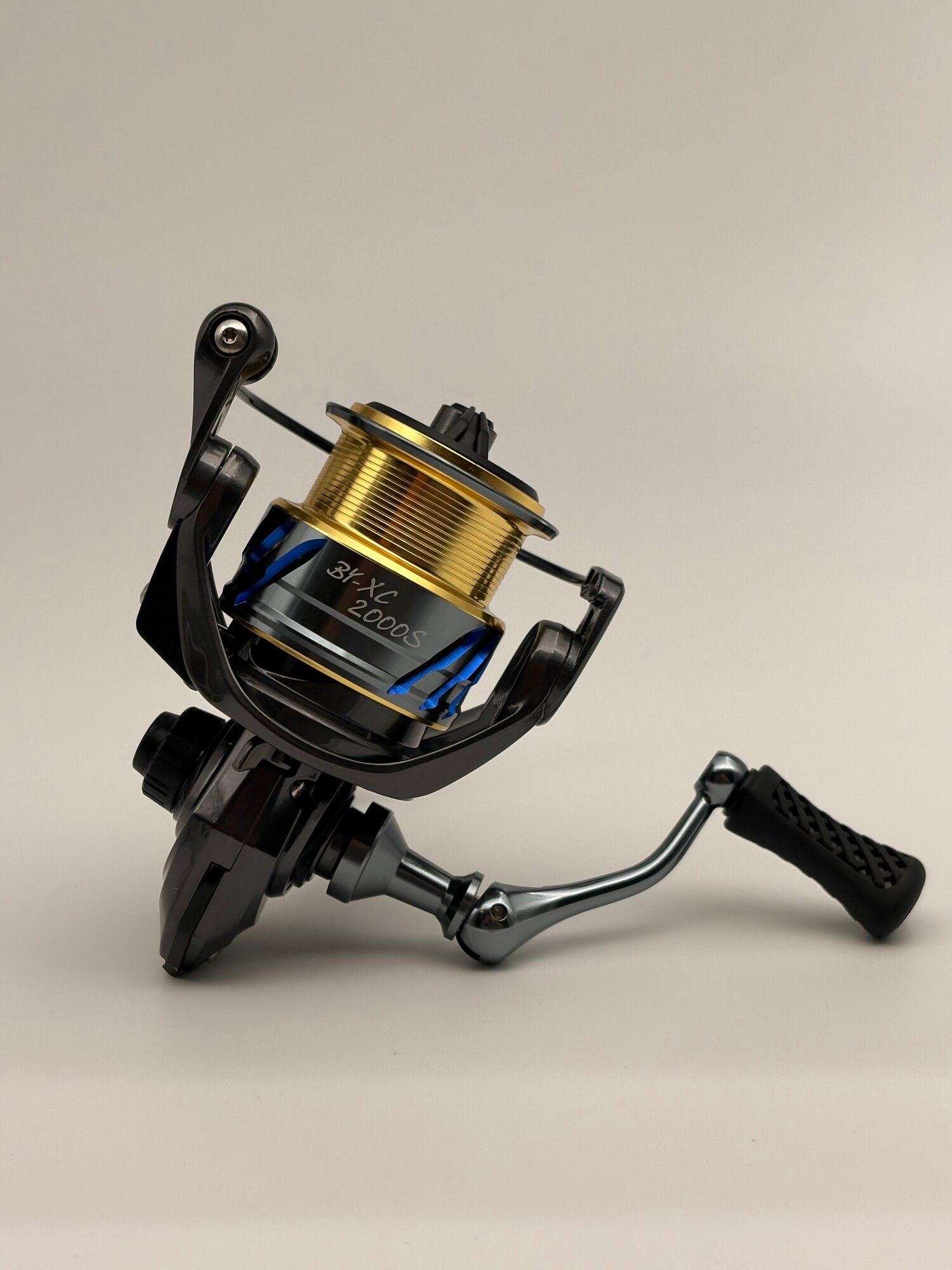 Катушка безынерционная BY-XC 2000S, шпуля 2000, сверхлегкая, 6+1 подшипников, для спиннинга/фидера/ультралайт