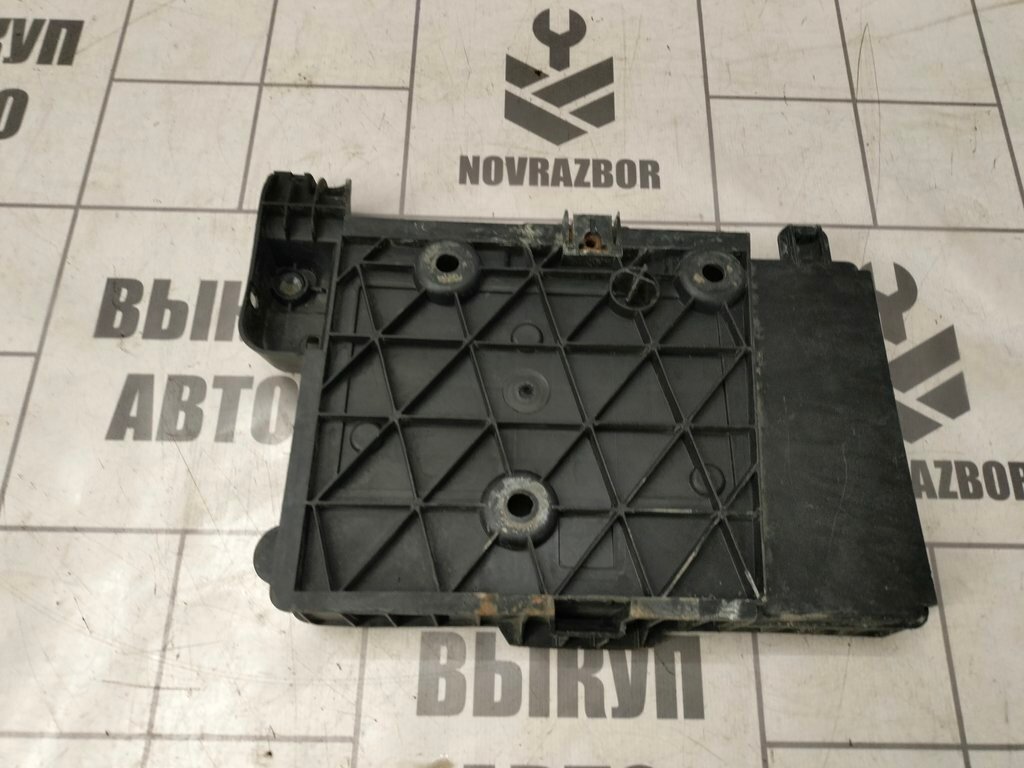 Крепление АКБ (корпус/подставка) Renault Megane 2 02-09